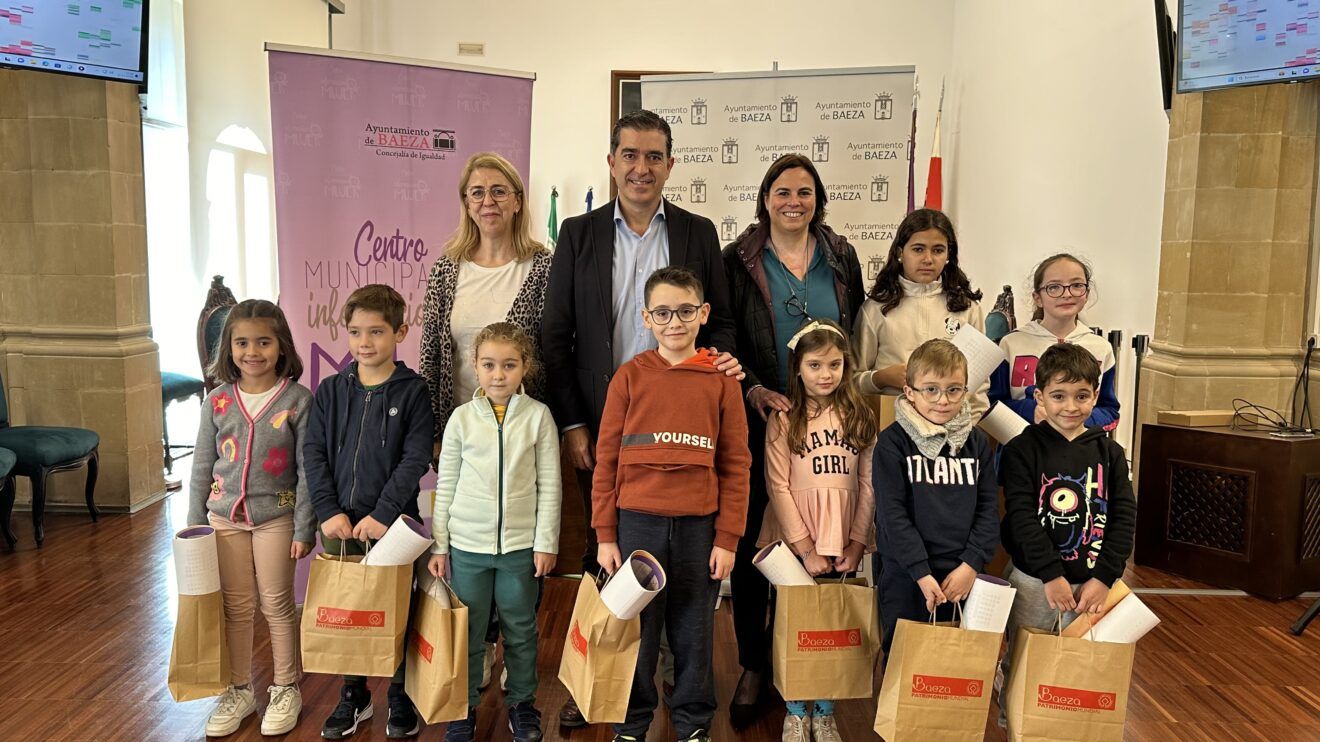 Presentado el calendario “Educando en Igualdad” - Ayuntamiento de Baeza